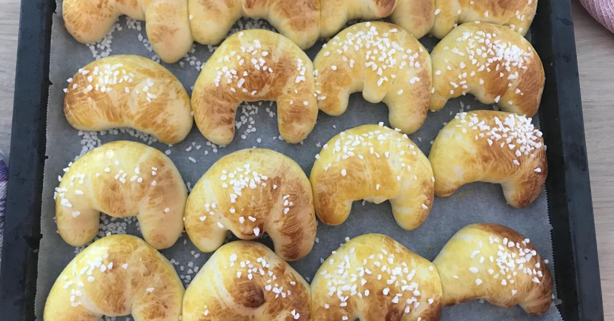 Briochekipferl - Hefe - Germ Hörnchen von KathiLeiin. Ein Thermomix ...