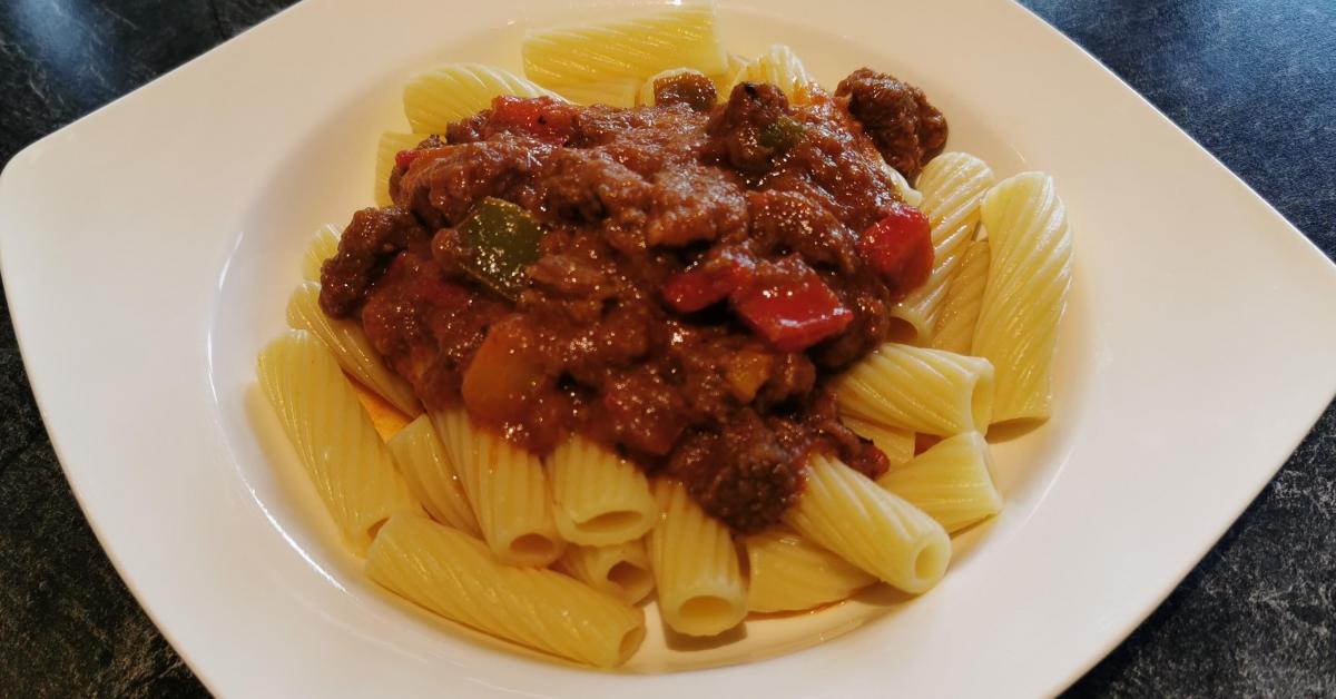 Rigatoni mit Rinderragout von Champion. Ein Thermomix® Rezept aus der ...