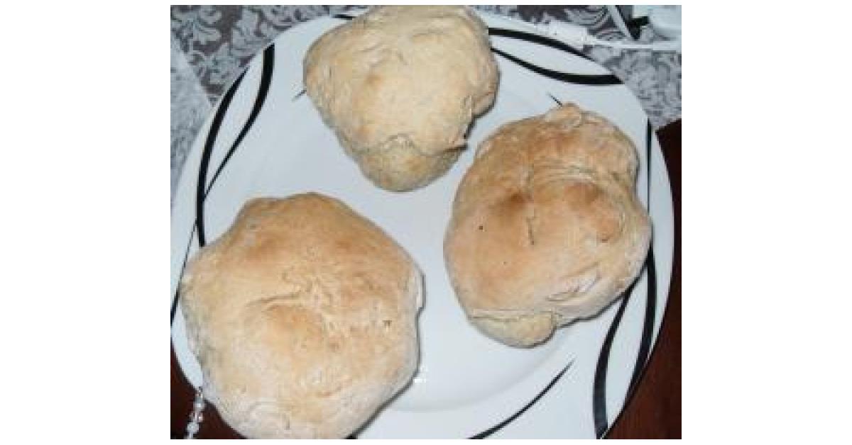 Knusprige Semmel / Brötchen von . Ein Thermomix® Rezept aus der ...
